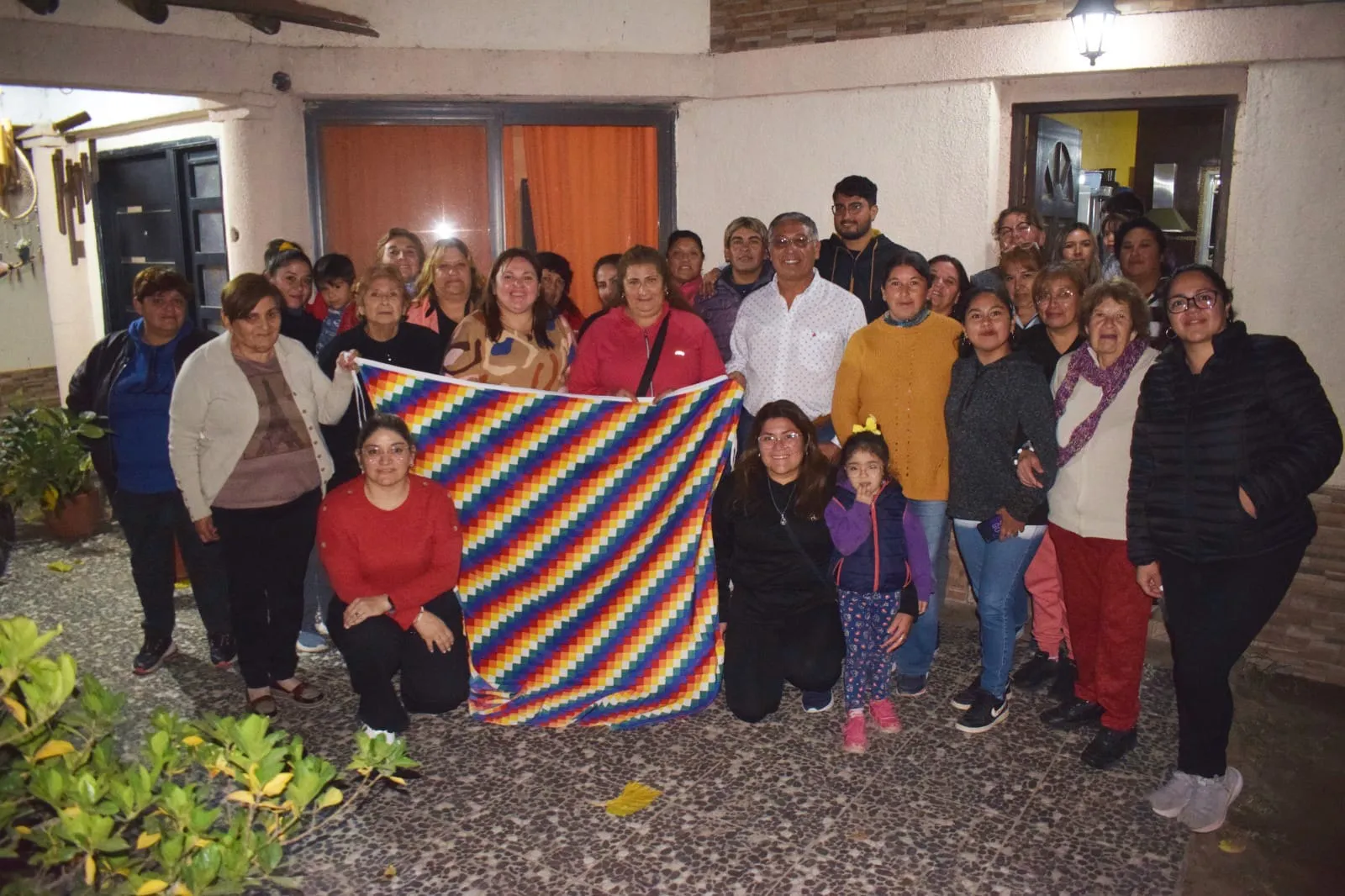 Valle Fértil: Reunión entre comunidad indígena Cacique Pedro Caligua e ...