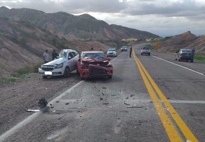 Impactante choque de dos automóviles